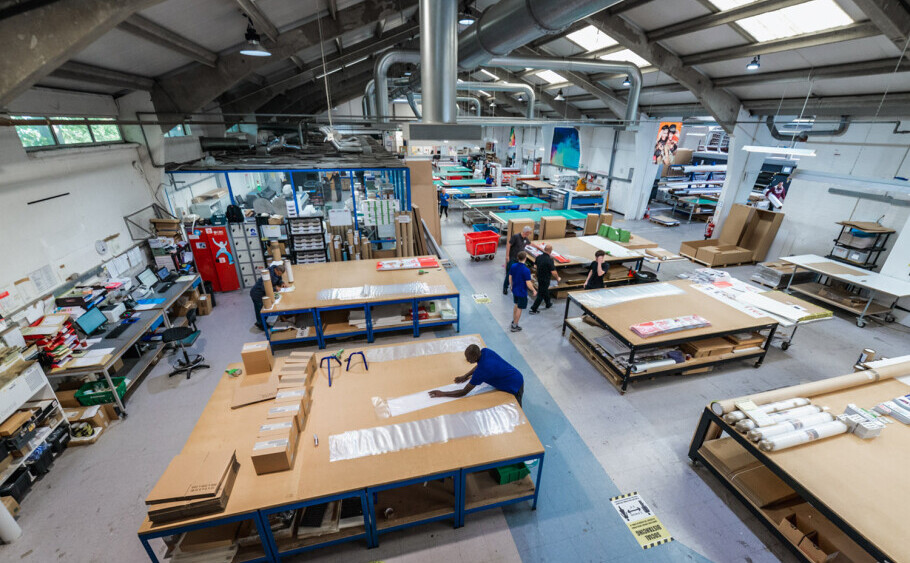 About Us | Custom Graphics & Marketing Materials | VGL