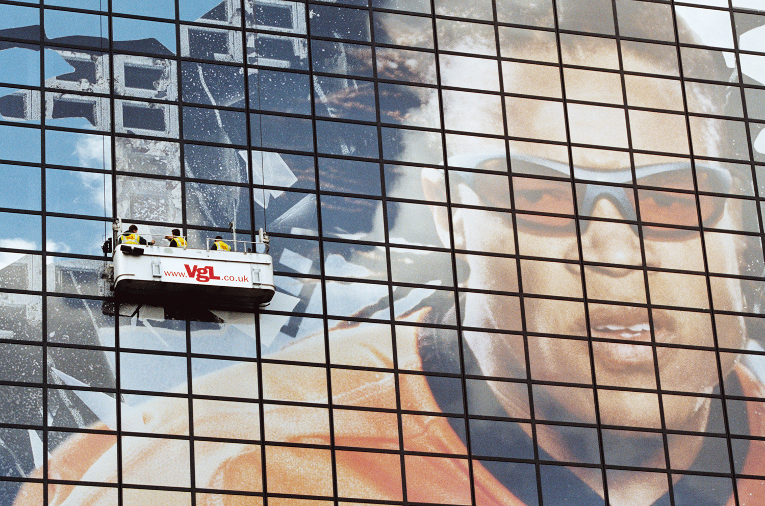 Contra Vision® | Materials | VGL